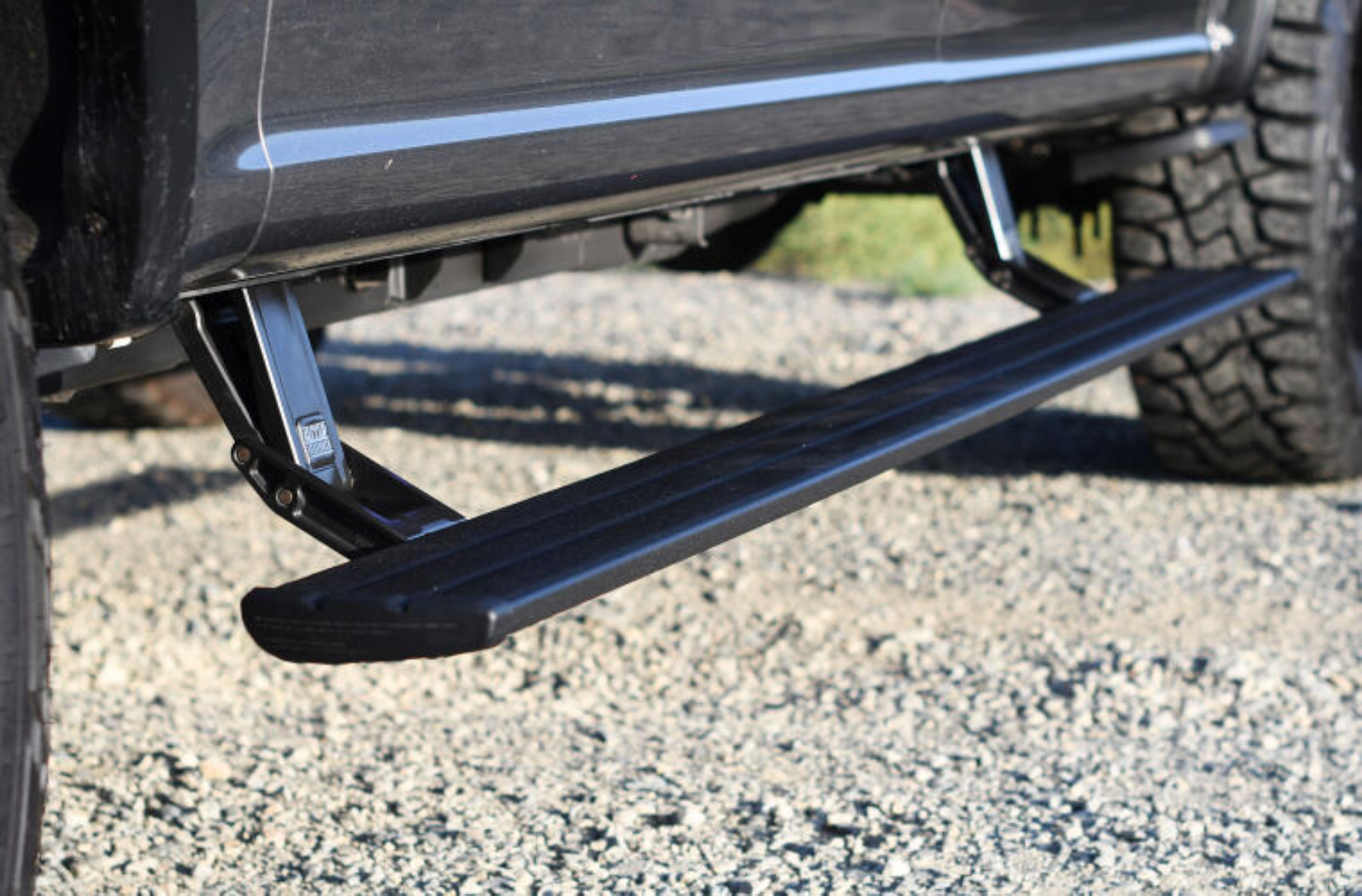 AMP RESEARCH Powerstep Smart Series 20- Jeep Gladiator 86135-01A