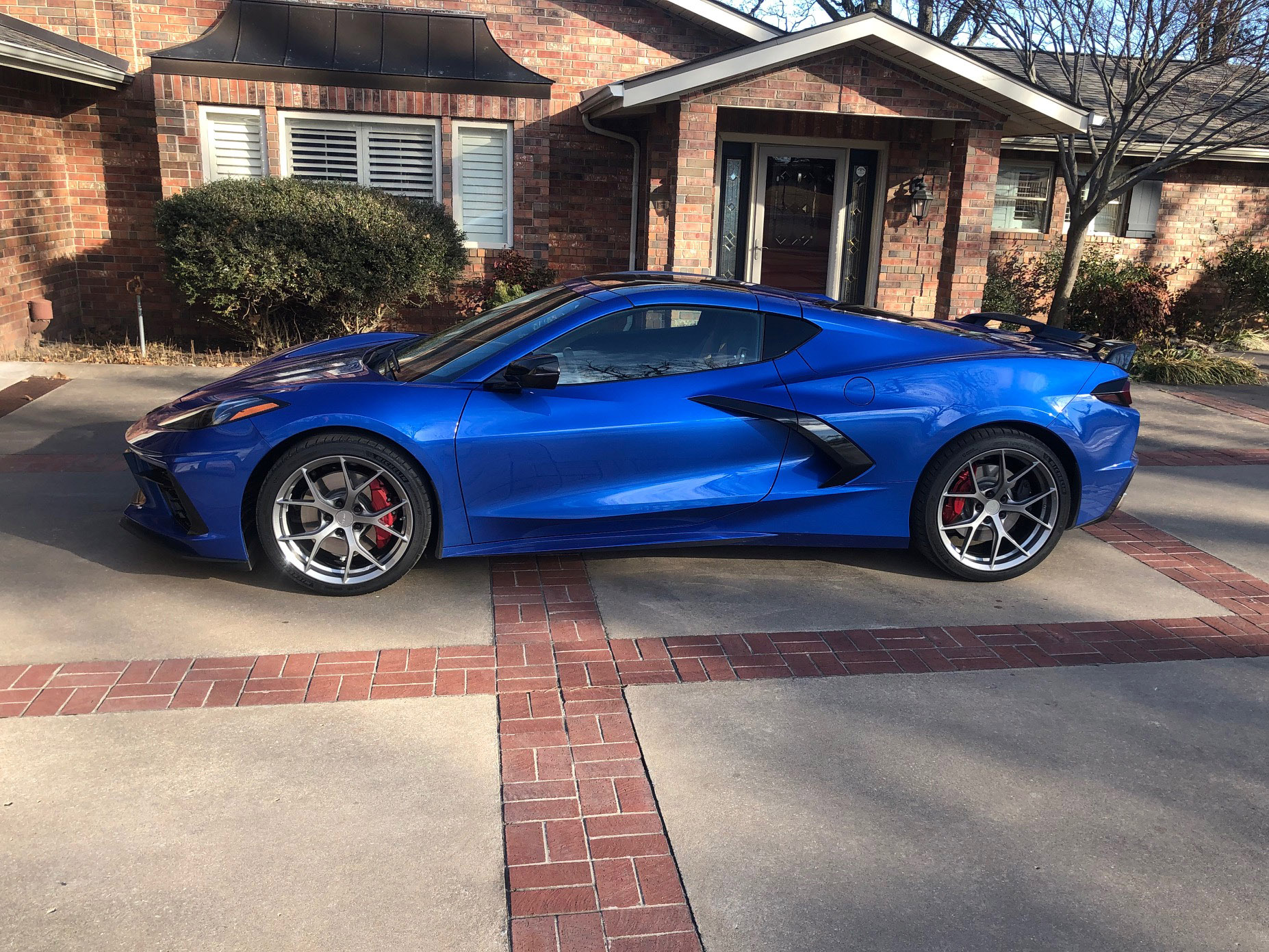 Chevrolet Corvette C8 Stingray Elkhart Lake Blue MRR FS06 | Wheel Front