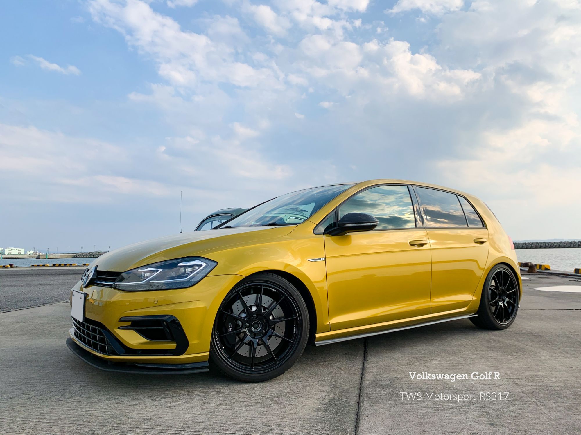 Volkswagen Golf R Mk7 Yellow TWS Forged RS317