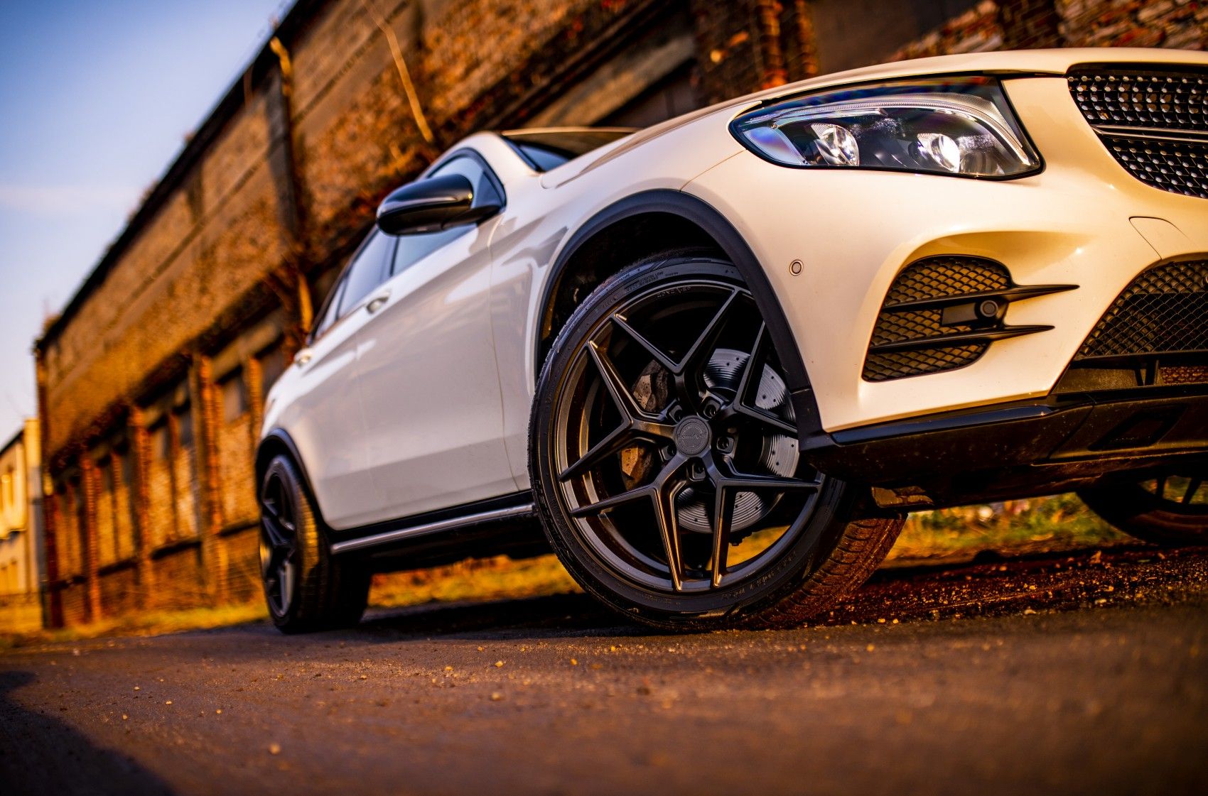 6 Best Aftermarket Wheels for Mercedes-Benz GLC
