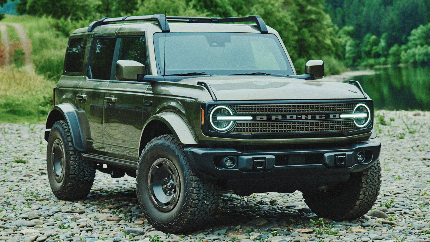 Ford's Bronco Filson Gets Raptor Power and Saddlebags | Wheel Front