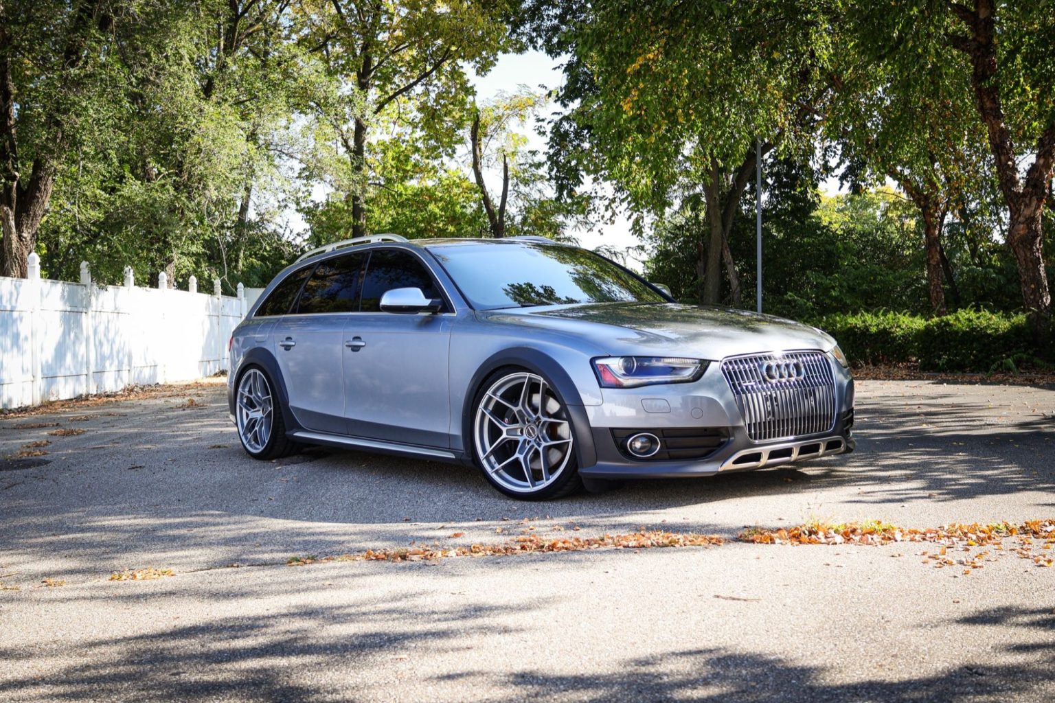 Audi A4 B9 Silver With Forgeline VV1R Wheel | Wheel Front