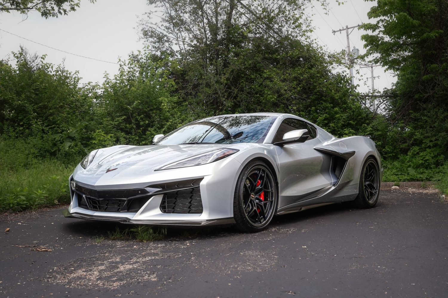 Chevrolet Corvette C8 Z06 Silver With Forgeline Carbon+Forged CF209 ...