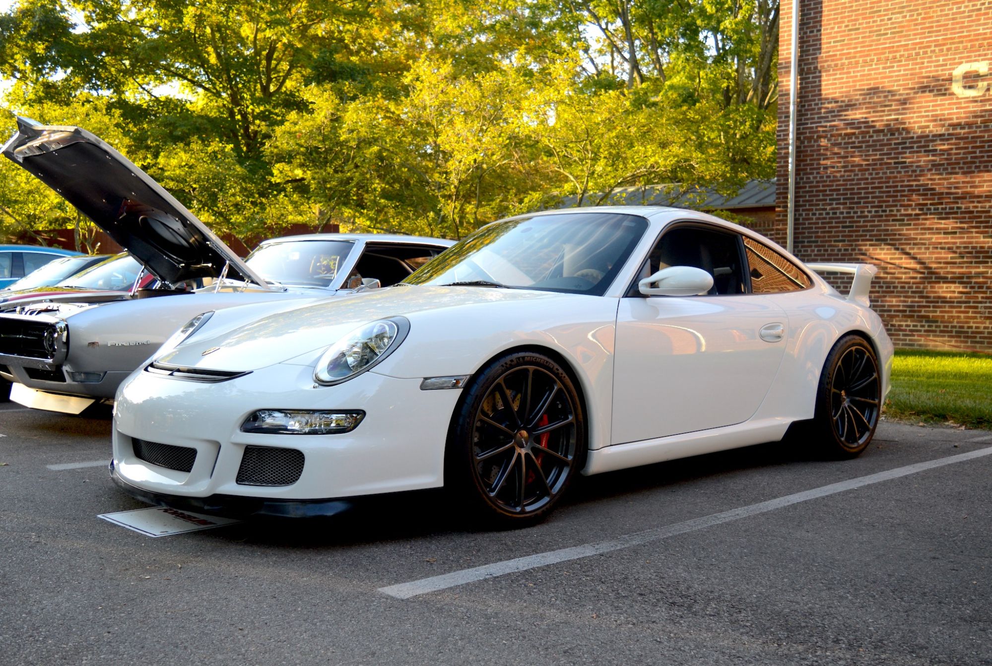 Porsche 911 GT3 997 White Forgeline GT1 5-Lug