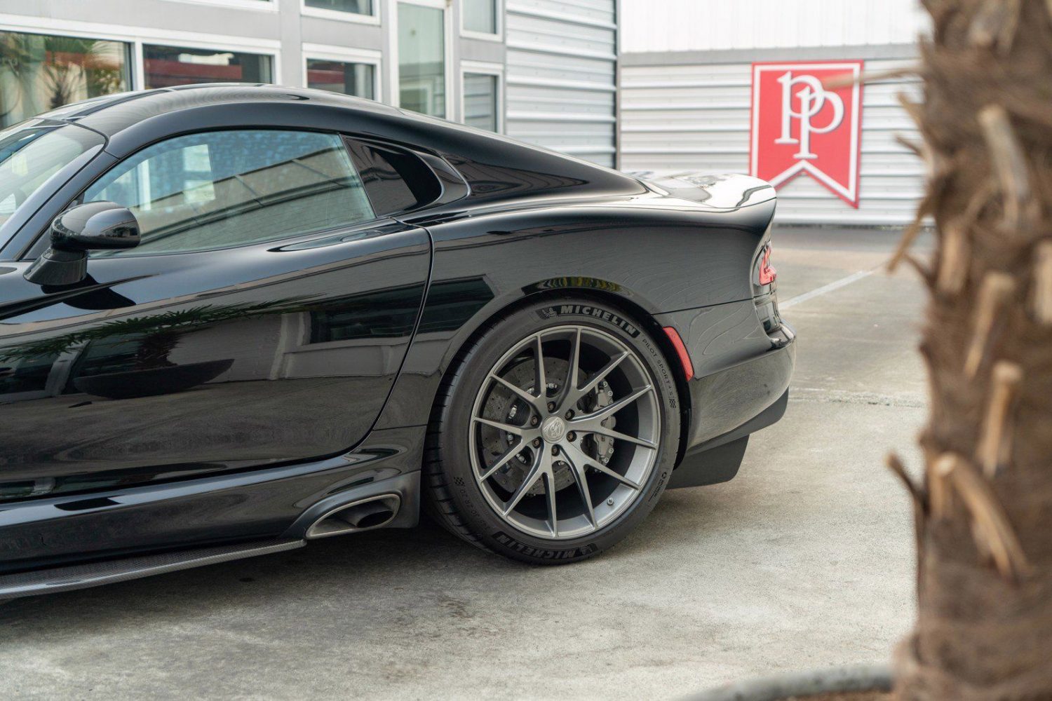 Dodge Viper Black Forgeline VX1-6 | Wheel Front