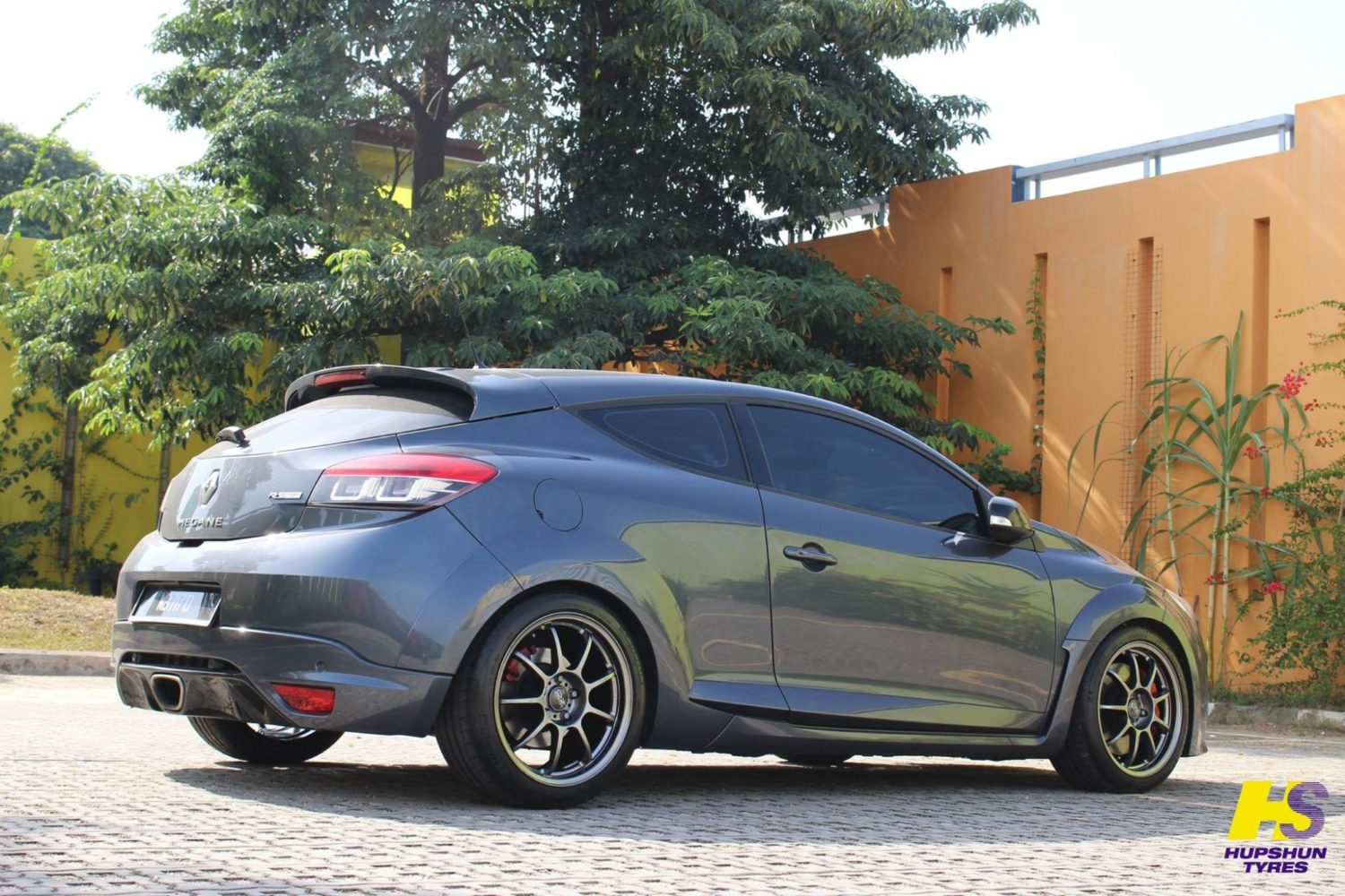 Renault Megane RS Grey OZ Alleggerita HLT | Wheel Front