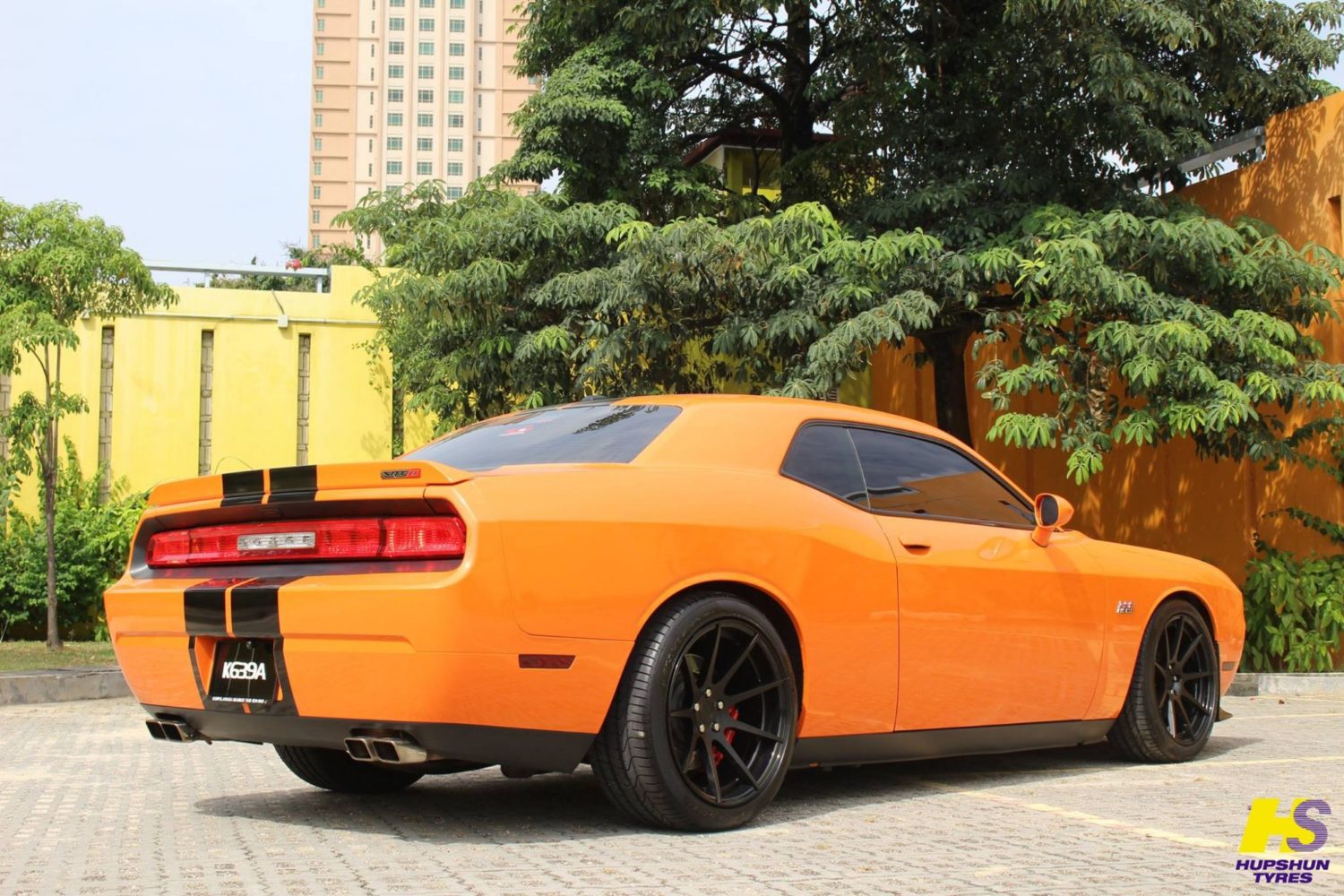 Dodge Challenger 392 Hemi Orange BC Forged HB29 | Wheel Front