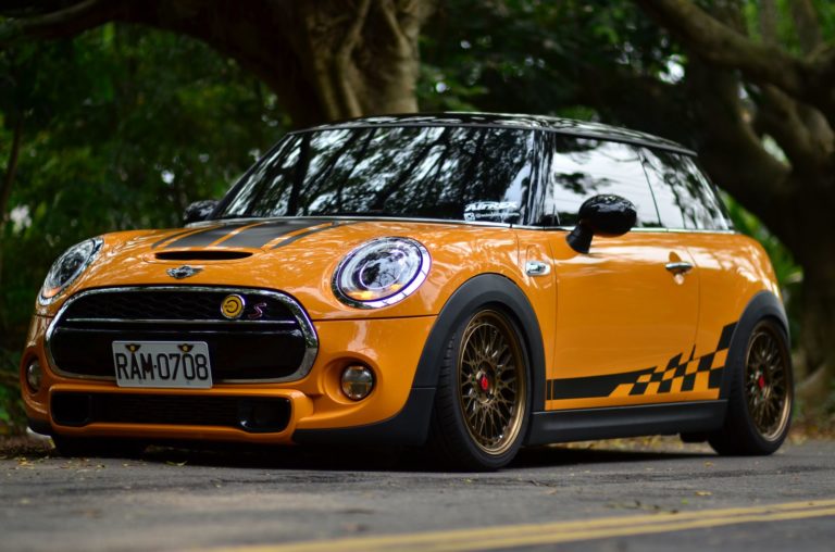 Mini Cooper S Yellow VIP Modular VRC-110 | Wheel Front
