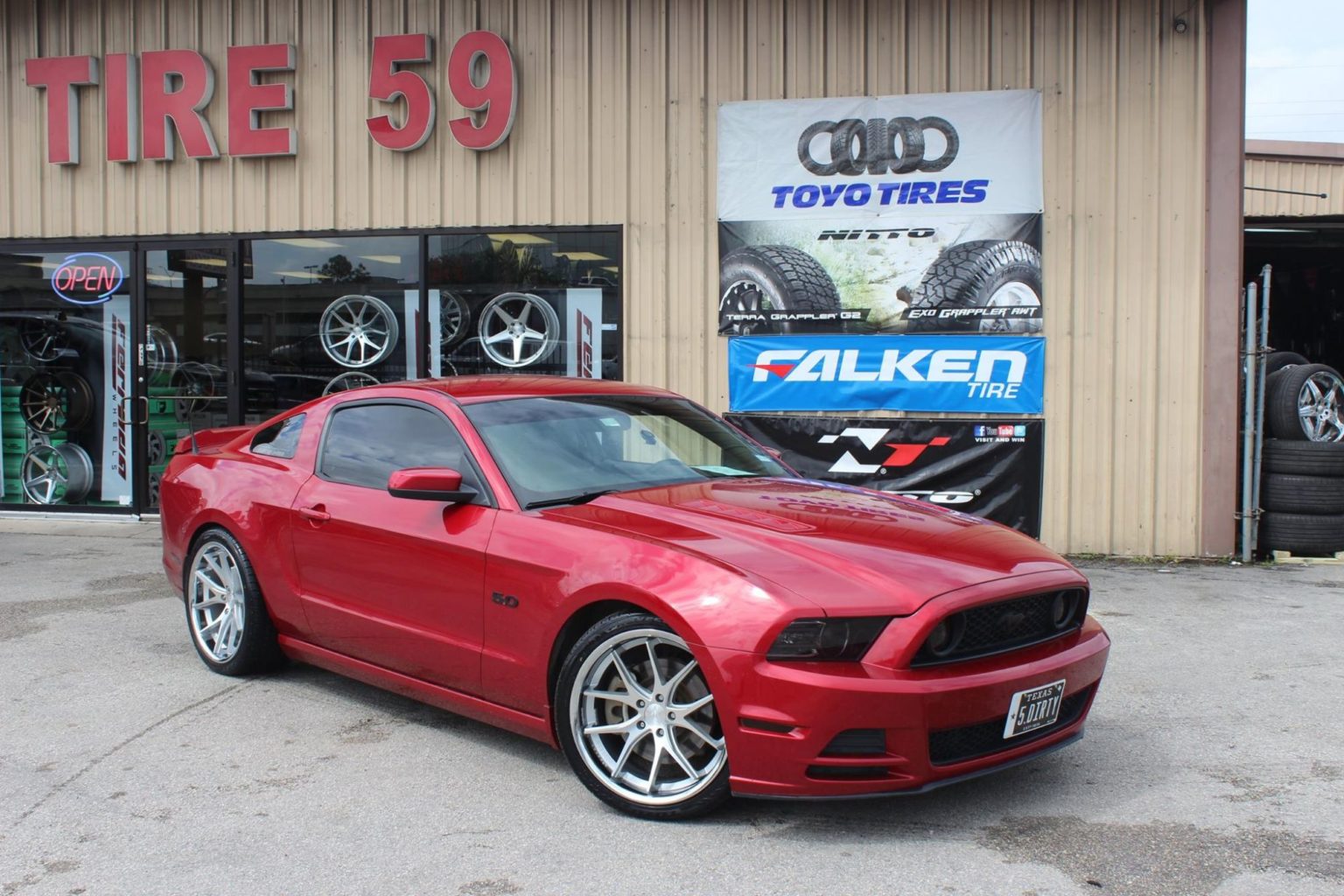 Ford Mustang GT S197 Red Ferrada FR2 | Wheel Front