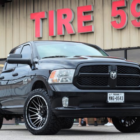 Dodge Ram Black Motiv 424 Mutant | Wheel Front