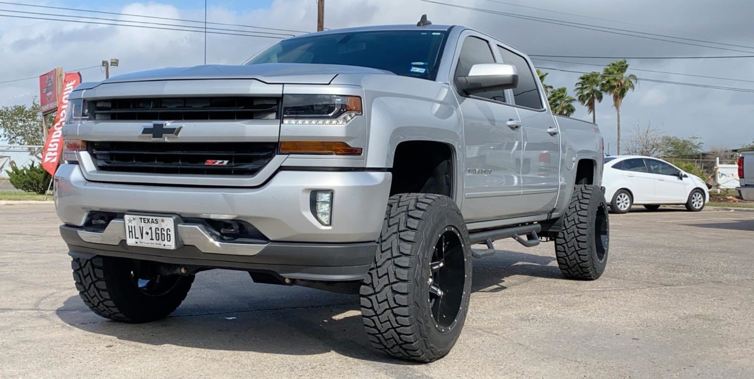 2016 Chevrolet Silverado Silver XF Off-Road XF-215 Wheel | Wheel Front