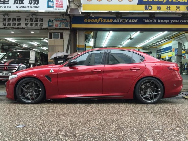 Alfa Romeo Giulia Quadrifoglio Red PUR RS36 Wheel | Wheel Front