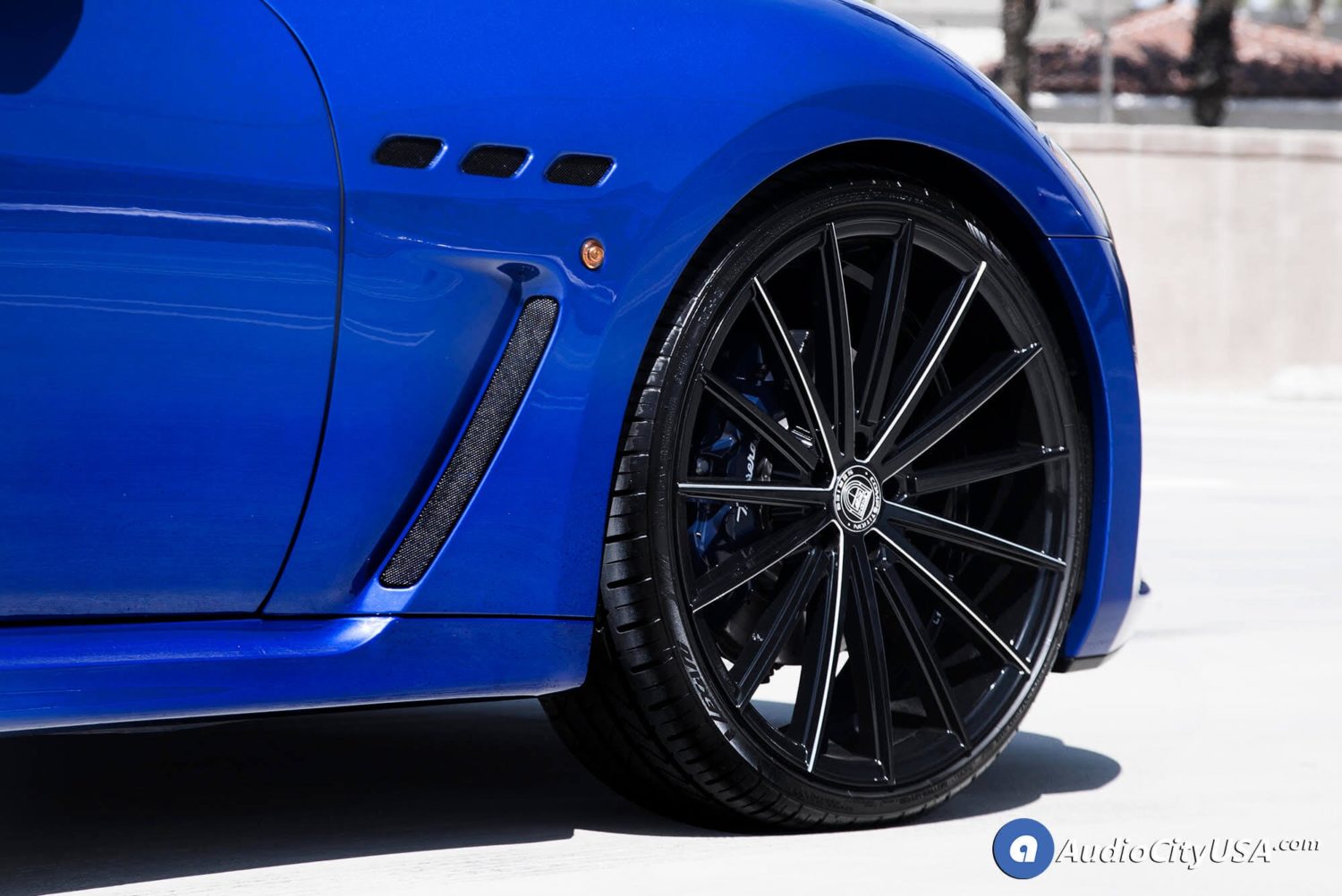 Maserati GranTurismo Blue Lexani Pegasus | Wheel Front