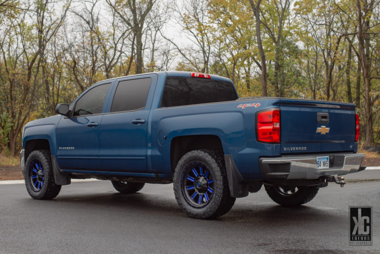 2017 Chevrolet Silverado Blue Fuel Off-Road Hardline D646 | Wheel Front