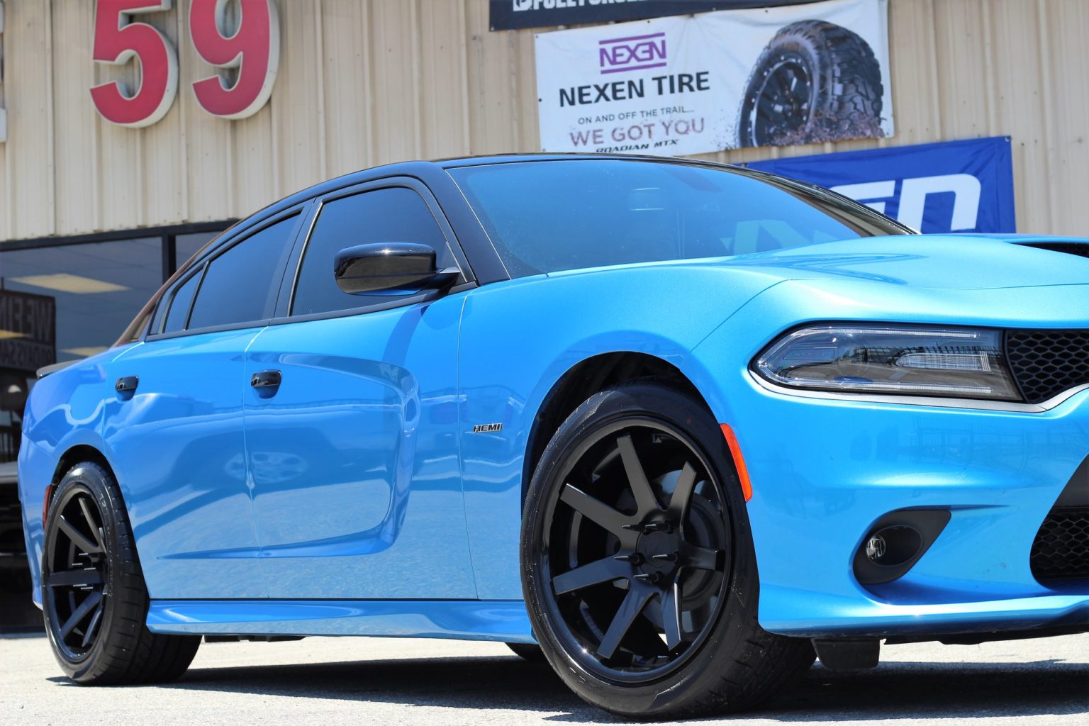 2018 Dodge Charger Blue Ferrada FR1 | Wheel Front