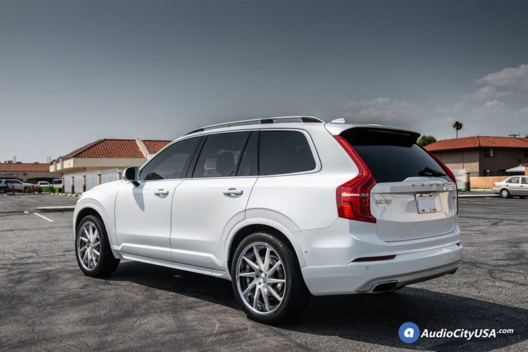 Volvo XC90 SPA White with Azad AZ23 Aftermarket Wheels | Wheel Front