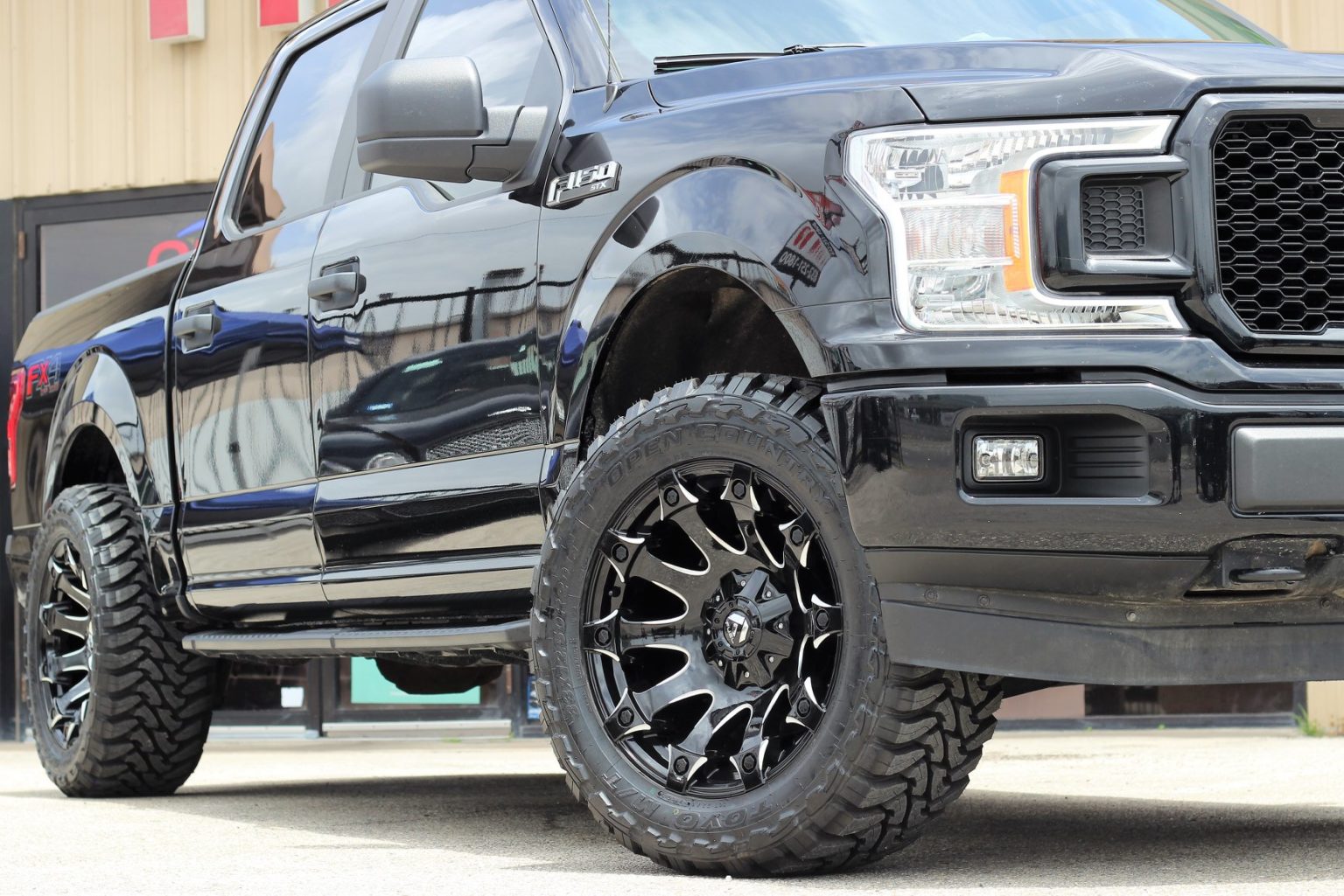 Ford F-150 Black Fuel Off-Road Battle Axe D578 | Wheel Front
