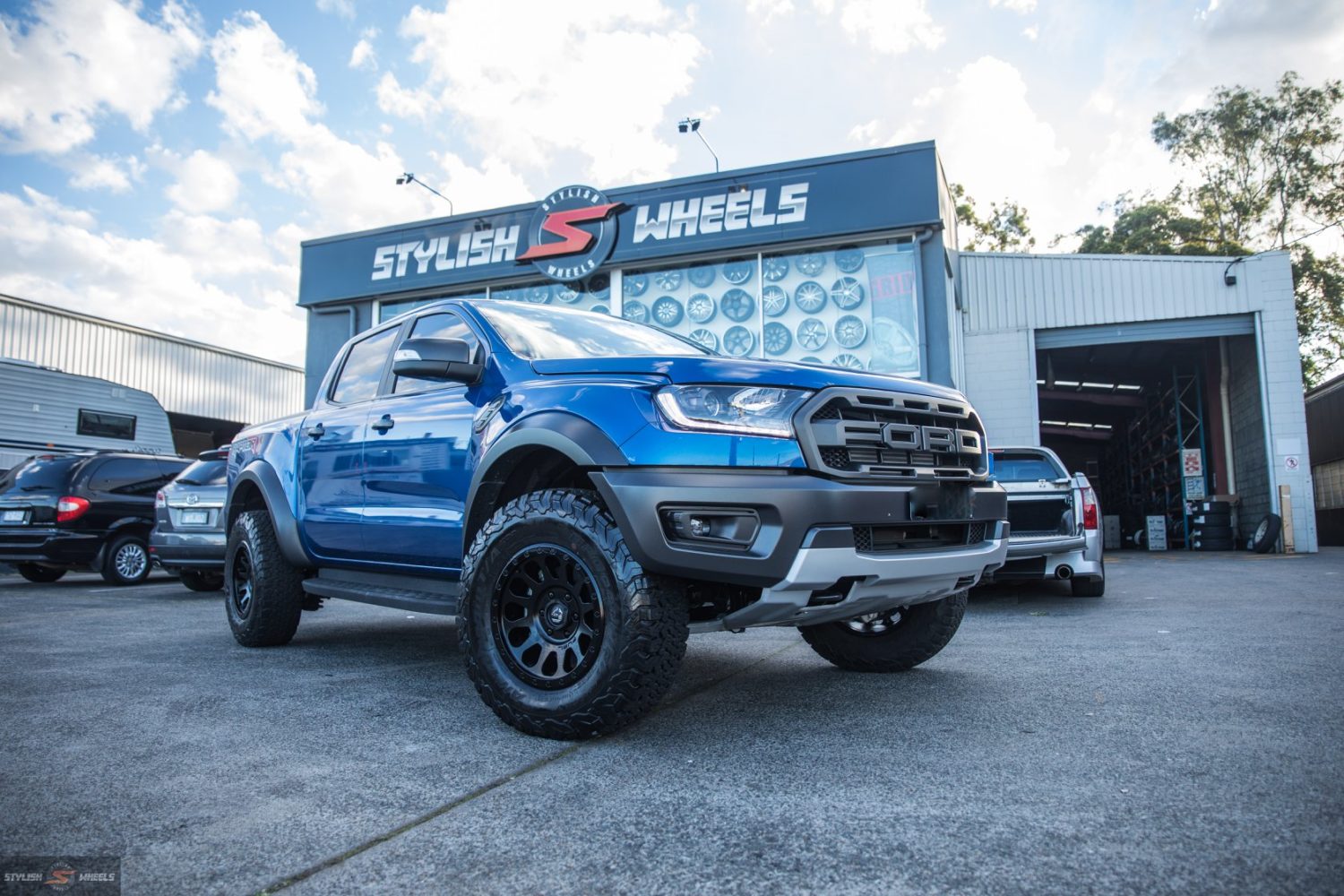 Ford Ranger Raptor Blue Fuel Off-Road Vector D579 | Wheel Front