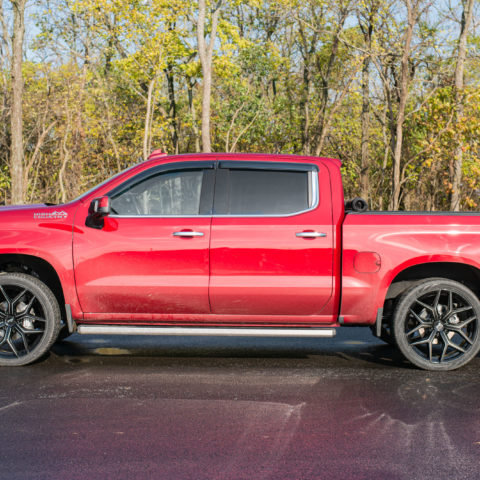 Chevrolet Silverado Red Niche Vice M232 SUV | Wheel Front