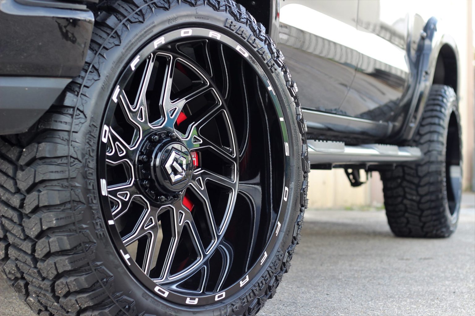 2020 Chevrolet Silverado Z71 Black TIS 544BM | Wheel Front
