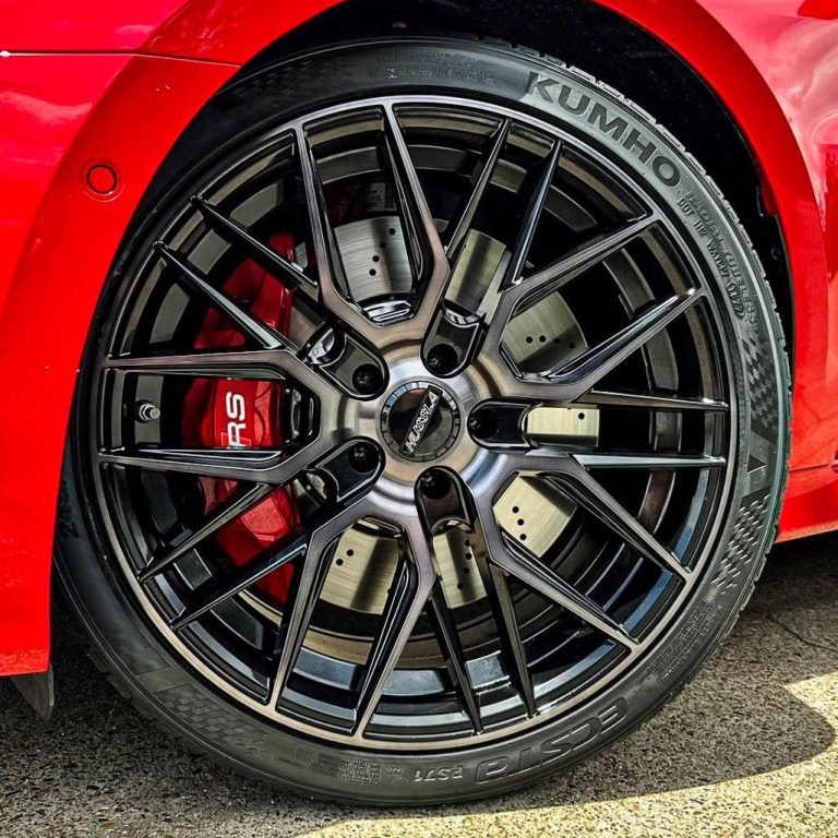Audi RS3 8Y Hatch Red Hussla Lit | Wheel Front