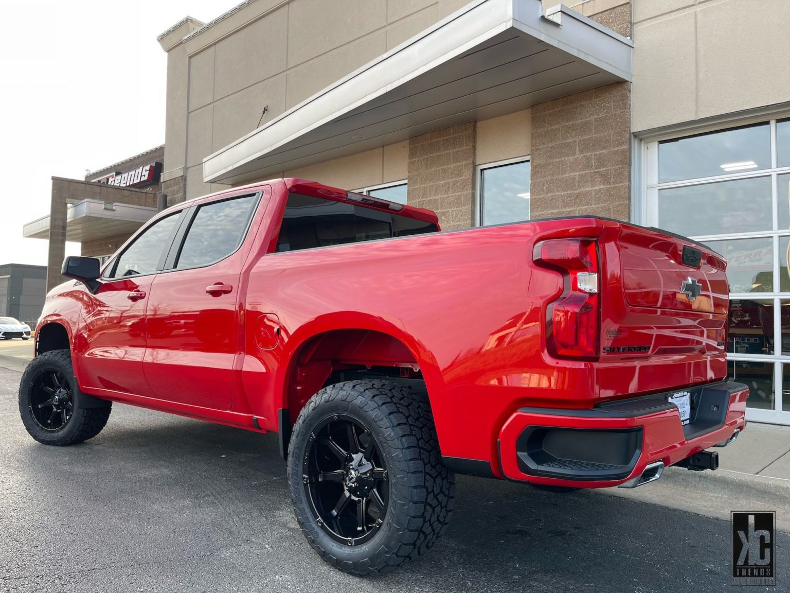 2022 Chevrolet Silverado Red Fuel Off-Road Coupler D575 | Wheel Front