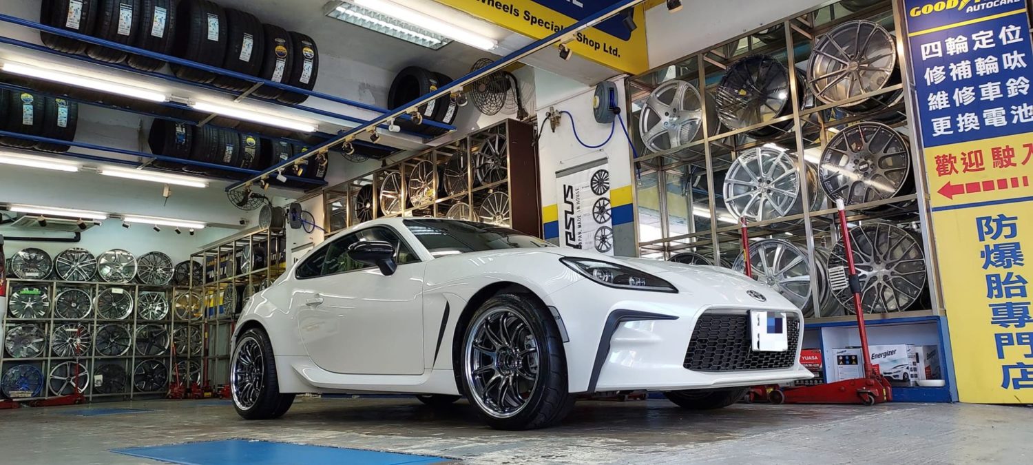 Toyota GR86 ZN8/ZD8 White Work Emotion ZR10 | Wheel Front