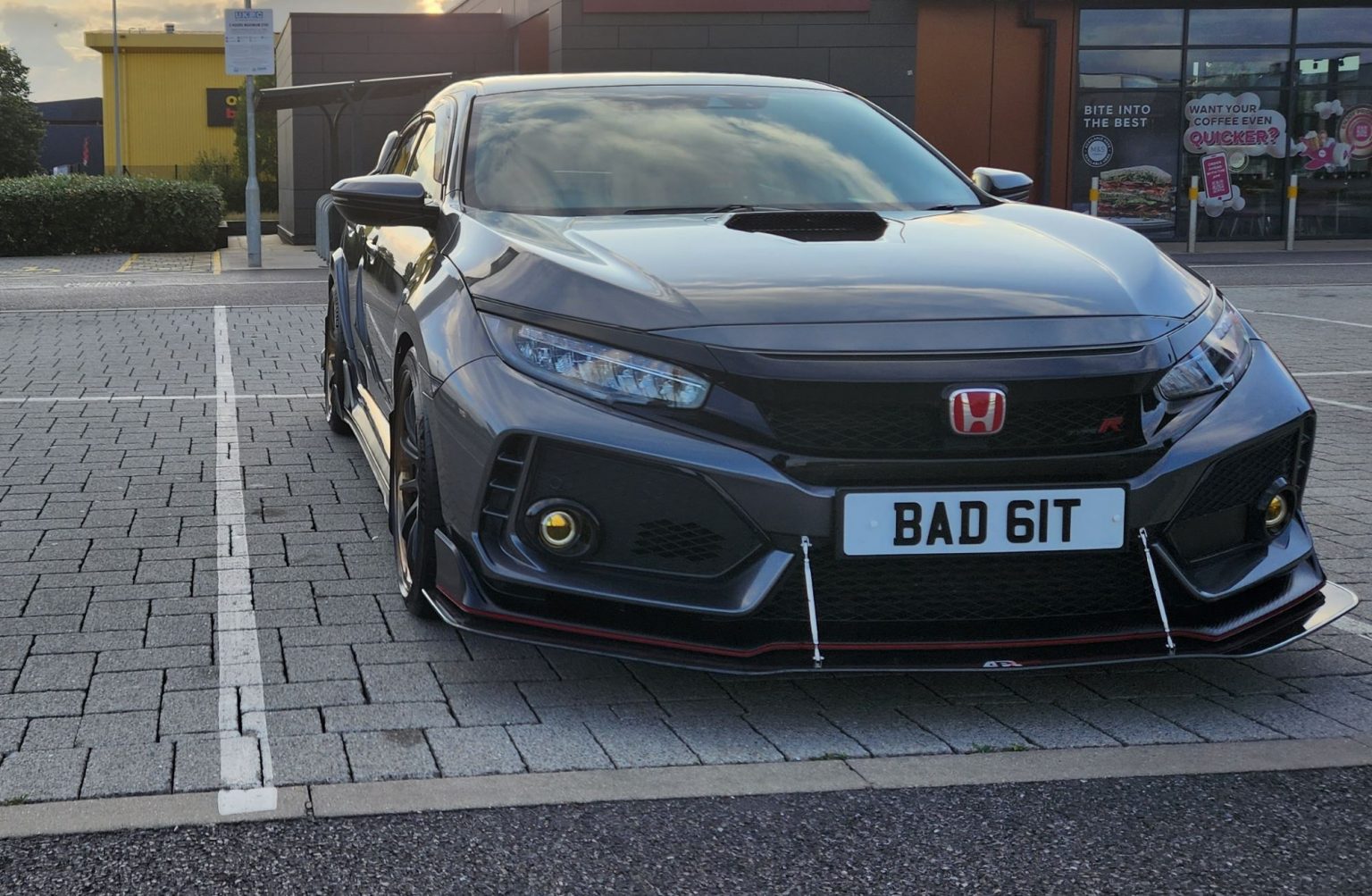 Honda Civic Type-R Grey Work Emotion ZR10 | Wheel Front