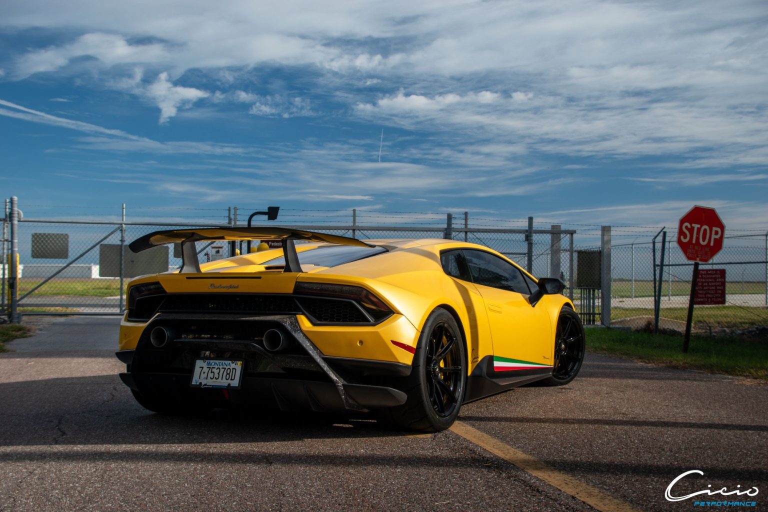 Lamborghini Huracan Performante Yellow Forgeline GE1 | Wheel Front