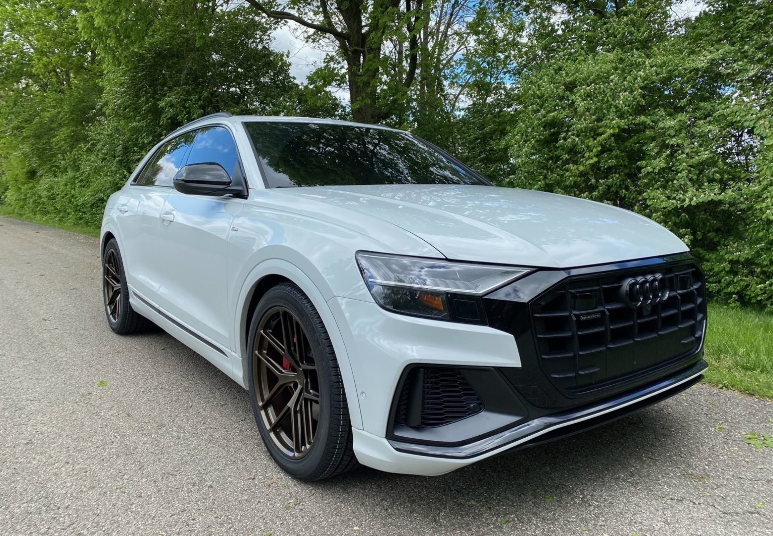 Audi Q8 White Forgeline VX1R | Wheel Front