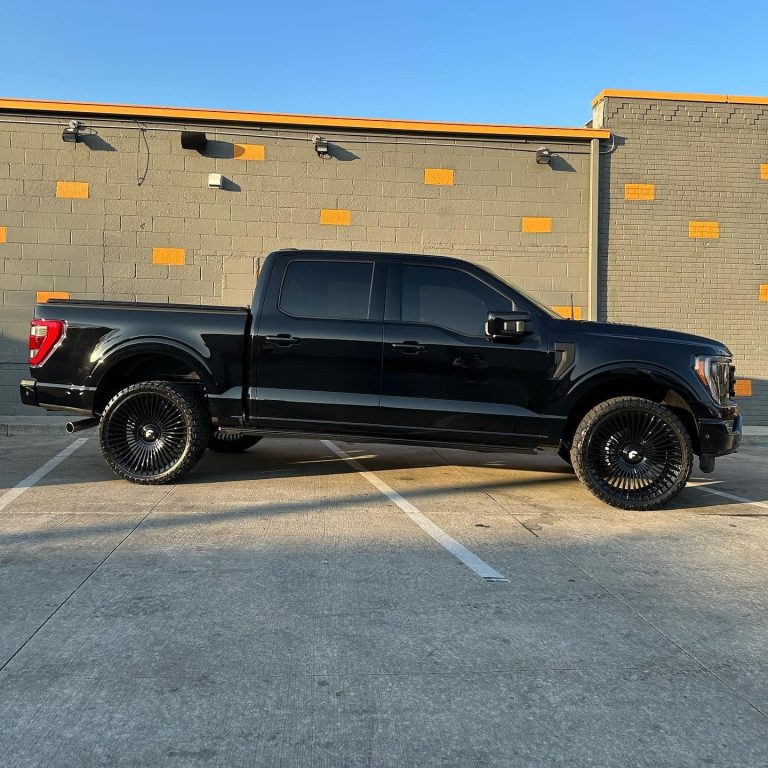 2023 Ford F-150 Black Forgiato Trimestre-M | Wheel Front