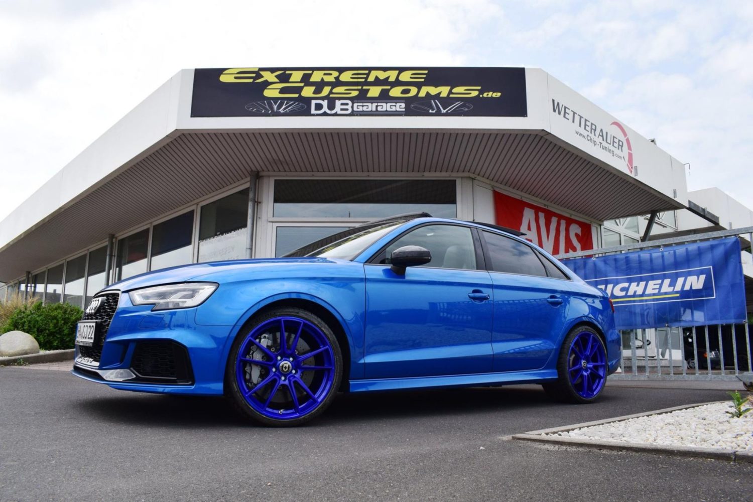 Audi RS3 8V Sedan Blue HRE FF04 | Wheel Front