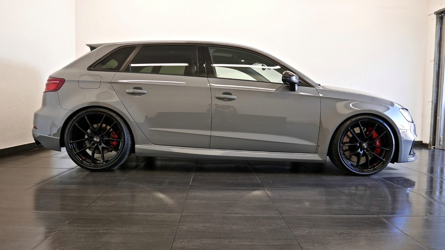 Wheel Front | Aftermarket Wheels Gallery for Audi RS3 8V