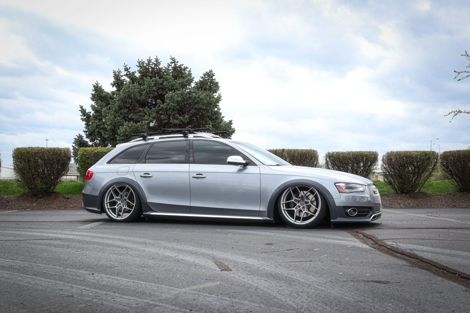 Audi S4 B9 Silver With Forgeline VV1R Wheel