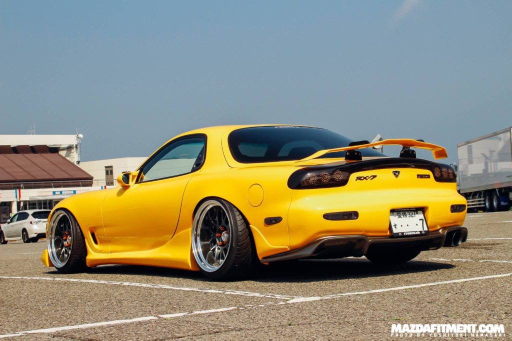 Mazda RX-7 Yellow SSR MS1 3P | Wheel Front