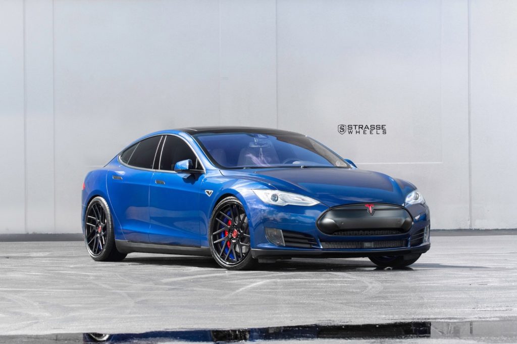Tesla Model S Blue Strasse SM7T | Wheel Front