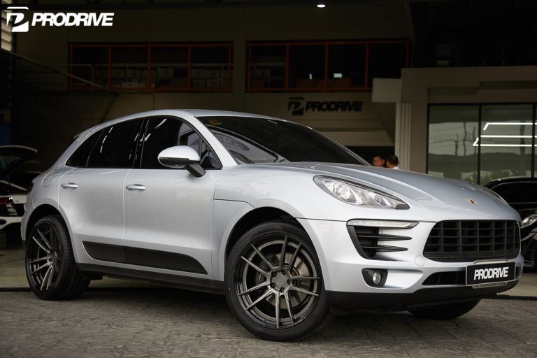 Porsche Macan Silver BC Forged HCA163 | Wheel Front