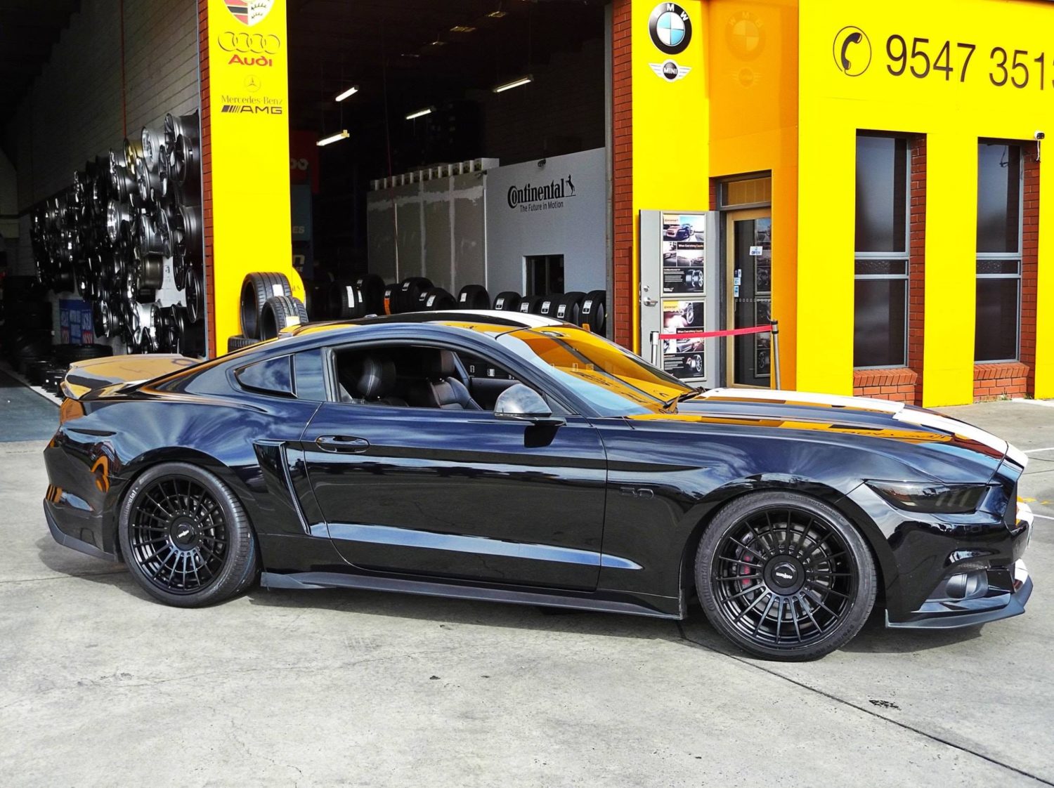 Ford Mustang S550 Black Rotiform LAS-R | Wheel Front