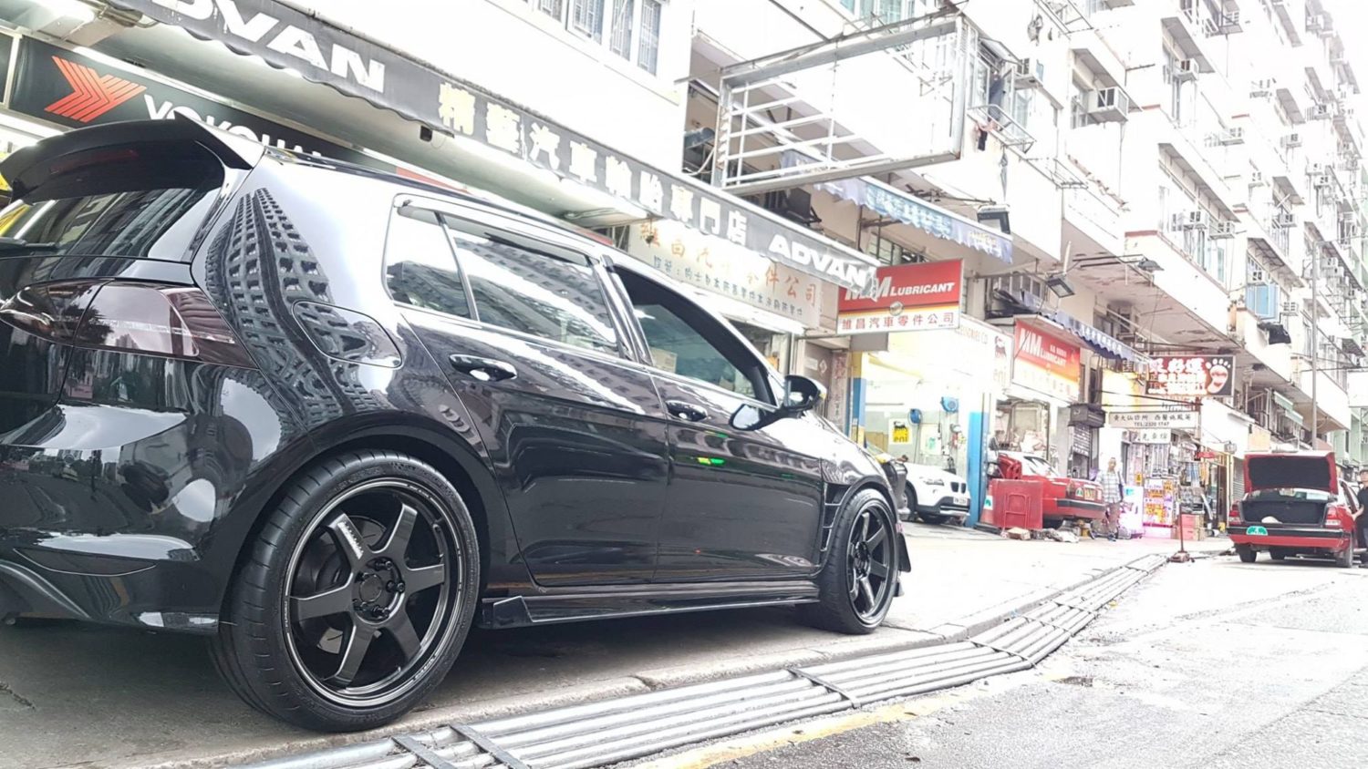 Volkswagen Golf R 7 Black Rays Volk TE37 Ultra | Wheel Front