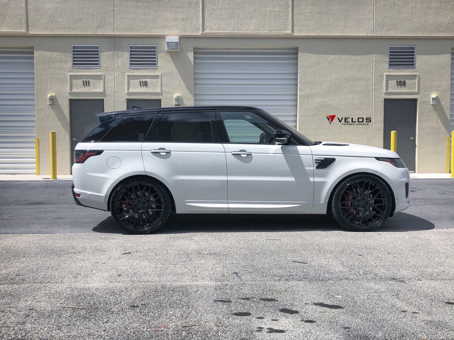 Land Rover Range Rover White Velos VLS07 1PC | Wheel Front