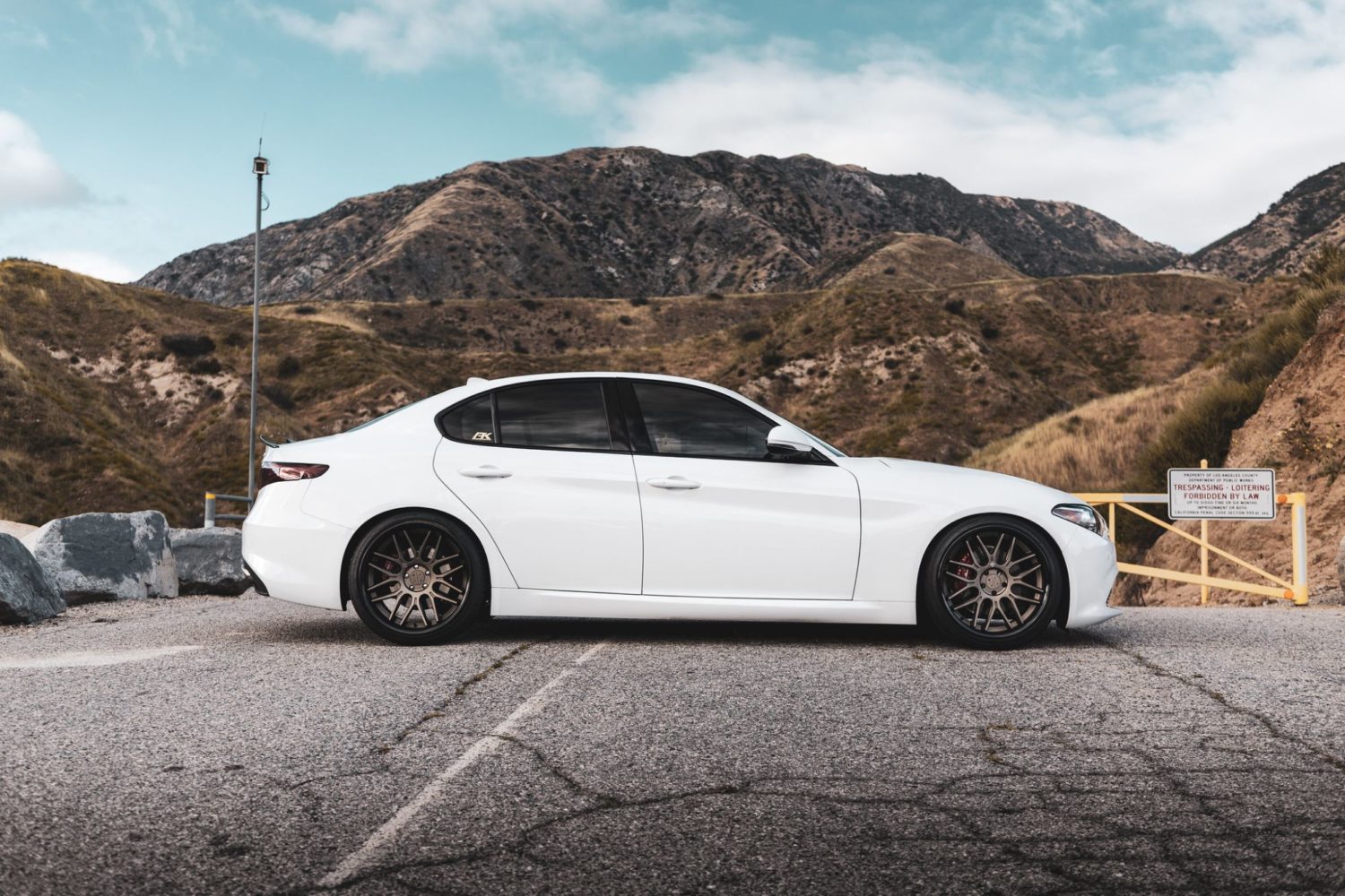 Alfa Romeo Giulia White Blaque Diamond BD-27 | Wheel Front
