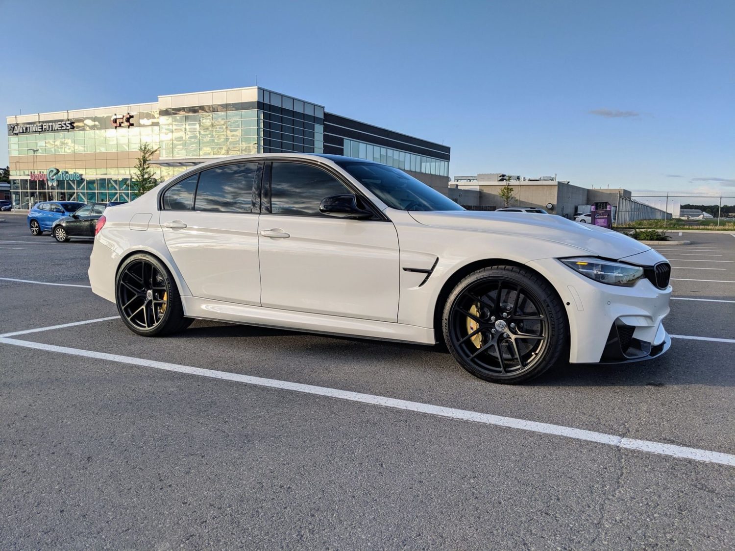 BMW M3 F80 White | Satin Black HRE R101 LW | Wheel Front