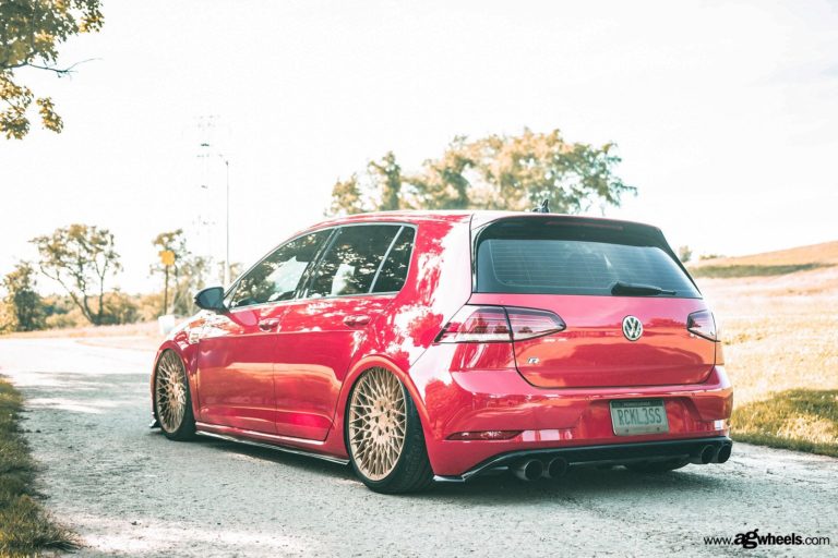 Volkswagen Golf R 7 Red Avant Garde M540 | Wheel Front
