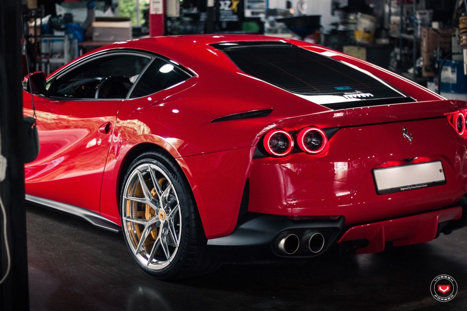 Ferrari 812 Superfast Red Vossen S21-01 | Wheel Front