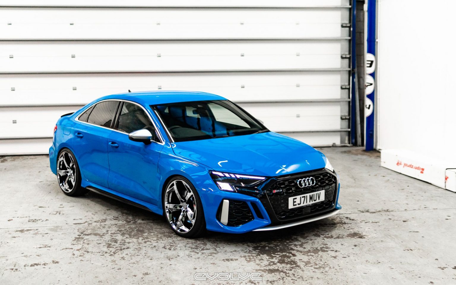 Audi RS3 8Y Sedan Blue 6Sixty Design Rotella Monoblock | Wheel Front