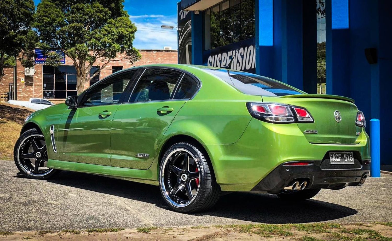 Holden Commodore VF SS Green Vertini Drift | Wheel Front