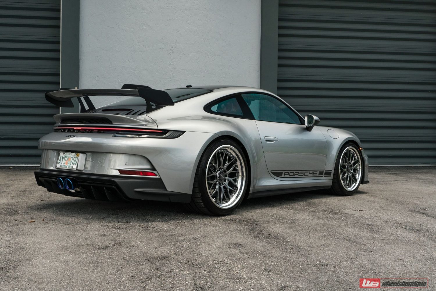 Porsche 911 GT3 992 Silver ANRKY RS1 | Wheel Front