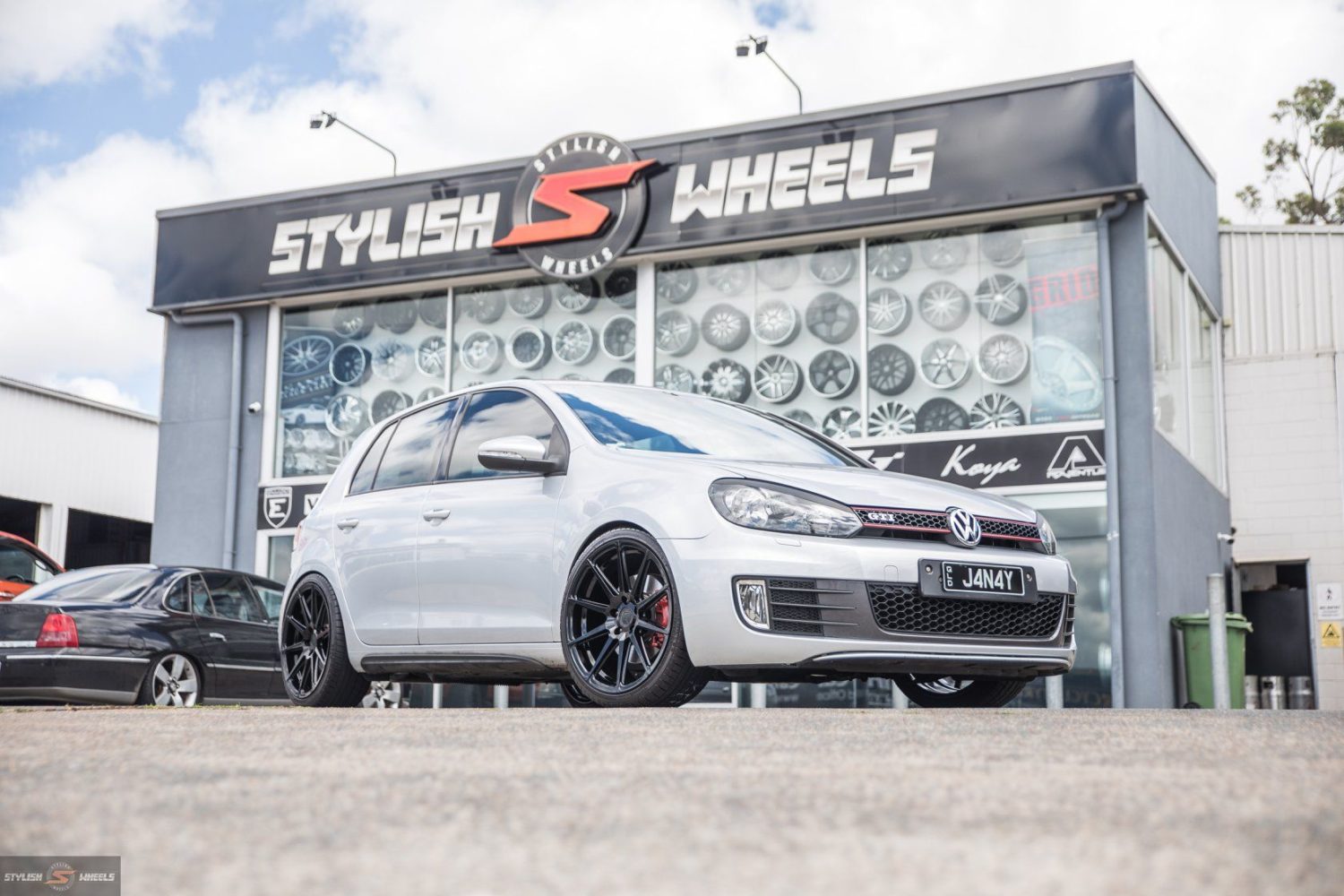 Volkswagen Golf GTI VI Silver Koya SF04 | Wheel Front