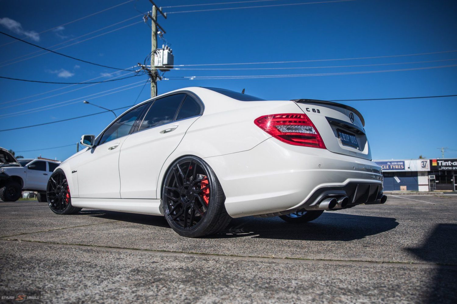 Mercedes-Benz C63 AMG W204 White Rohana RFX7 | Wheel Front