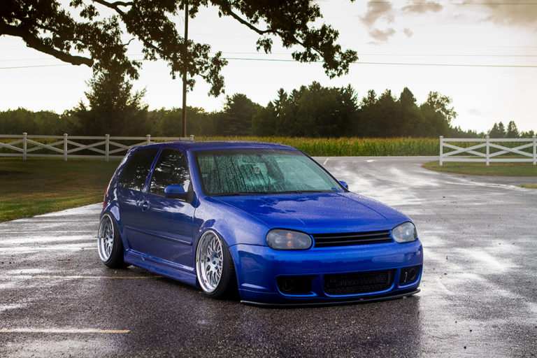 Volkswagen Golf R32 Blue Forgeline GX3 | Wheel Front